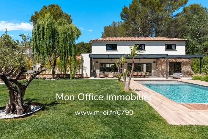 Maison 6 pièces à vendre à Ventabren