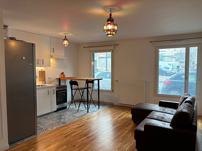 Le Pré-Saint-Gervais, Arpents, Rabelais, Liberté : Appartement 2 pièces à louer