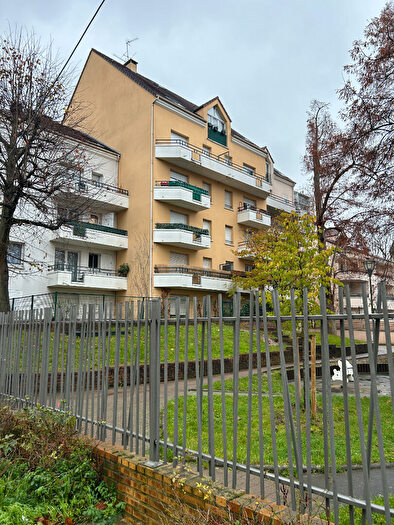 Appartement à vendre - Longjumeau, Gare, Marché - 1 pièce