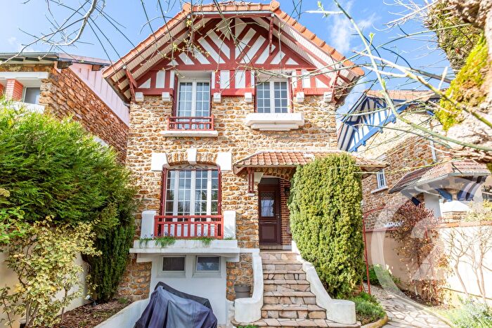 Maison à vendre - Saint-Maur-des-Fossés, Champignol - 6 pièces - 4 chambres