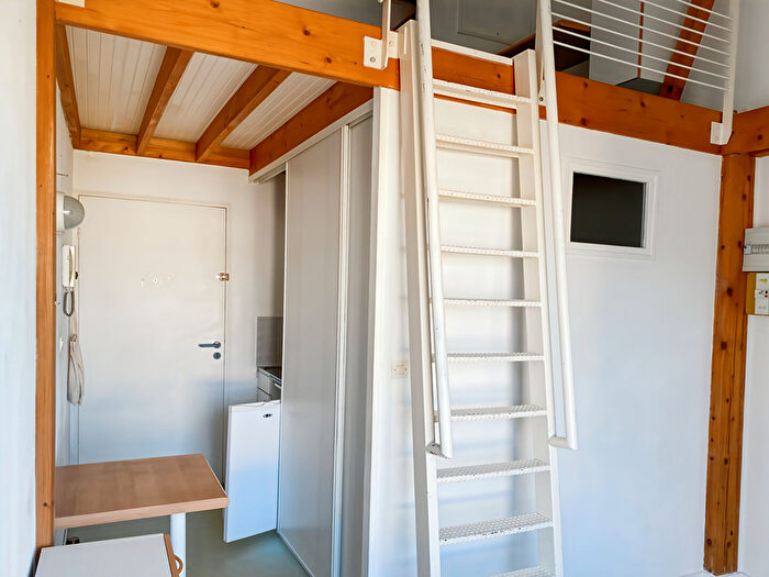 Appartement à louer - Caen, Folie Couvrechef - 2 pièces - 1 chambre