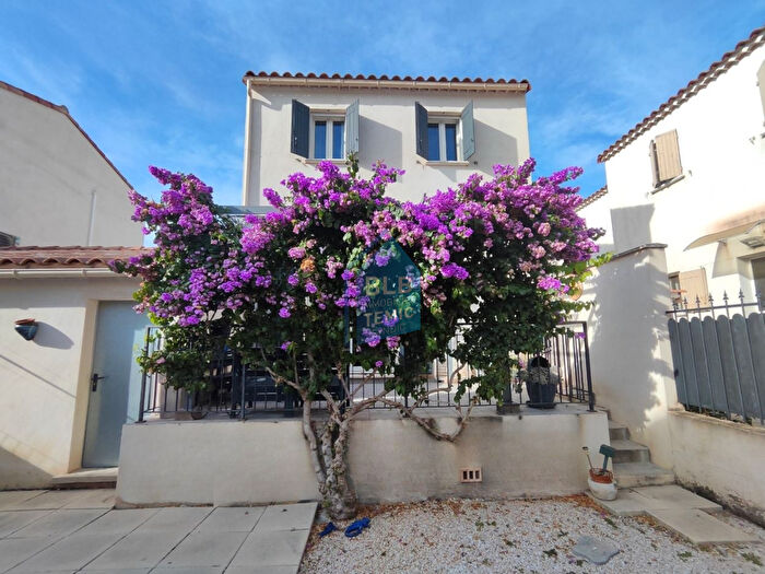 Maison à vendre - Arles, Trébon - 4 pièces - 2 chambres