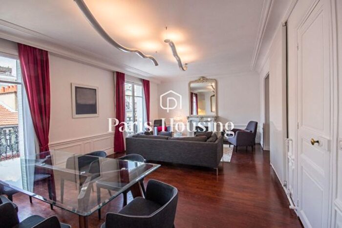 Paris 16ème, Muette-Nord, Trocadéro : Appartement 4 pièces à louer