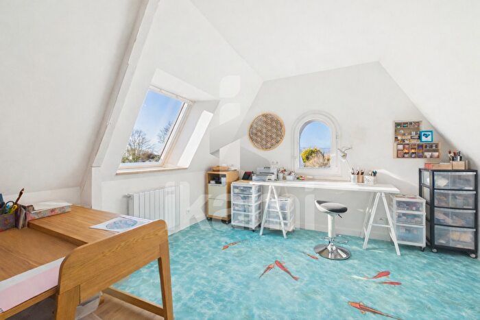 Maison à vendre - Clohars-Carnoët - 7 pièces - 5 chambres