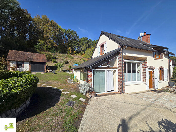 Dammarie-sur-Loing - Maison 2 pièces à vendre