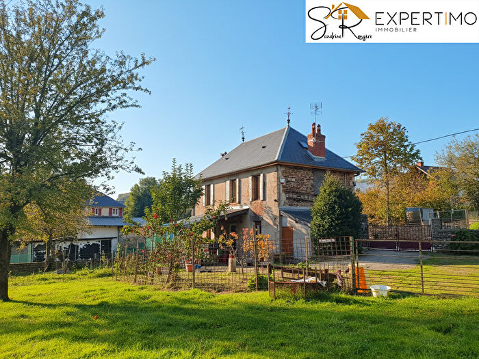 Maison 4 pièces à Sainte-Christine, à vendre