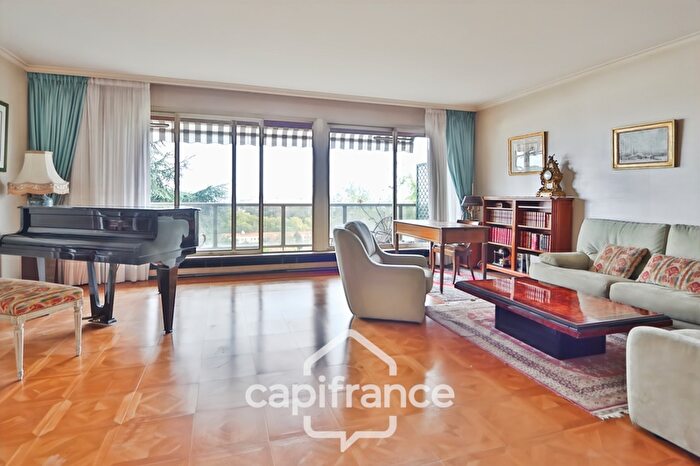 Appartement à vendre - Saint-Cloud, Centre-ville - 5 pièces - 3 chambres