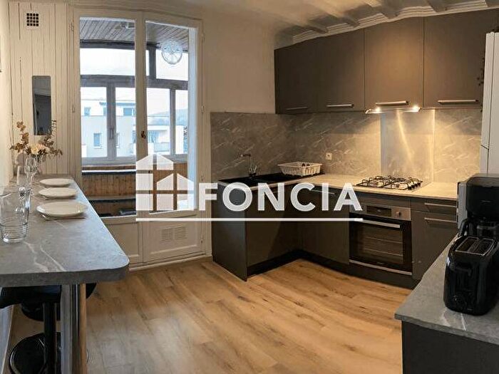 Le Murier-La Galochère, Saint-Martin-d'Hères : Appartement 4 pièces à louer
