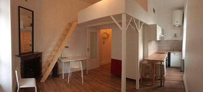 Appartement à louer - Paris ème arrondissement - 1 pièce