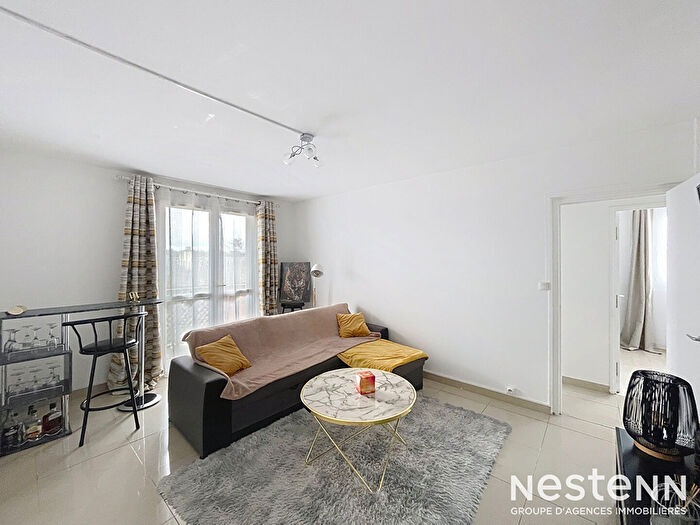 Appartement à vendre - Saint-Fargeau-Ponthierry - 4 pièces - 3 chambres