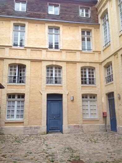 Appartement à louer - Dieppe, Centre-ville, Saint-Pierre, Chanzy - 1 pièce