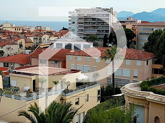 Cannes, Petit Juas : Appartement 2 pièces à vendre