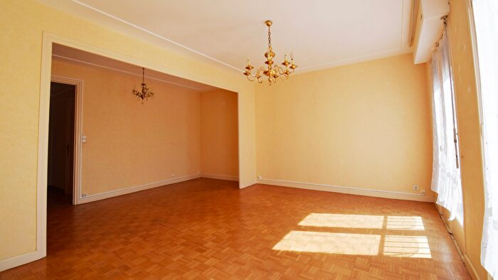 Vichy, Coeur de Ville - Appartement 2 pièces à vendre