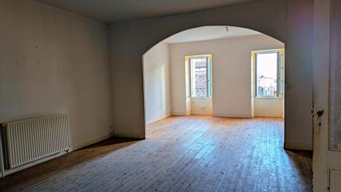 Maison à vendre - Bourg - 4 pièces - 3 chambres