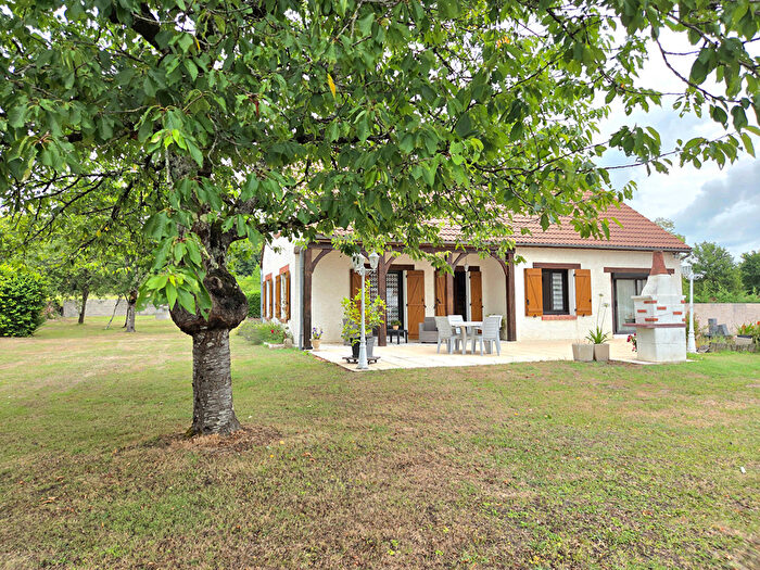 Maison à vendre - Selles-sur-Cher - 9 pièces - 5 chambres