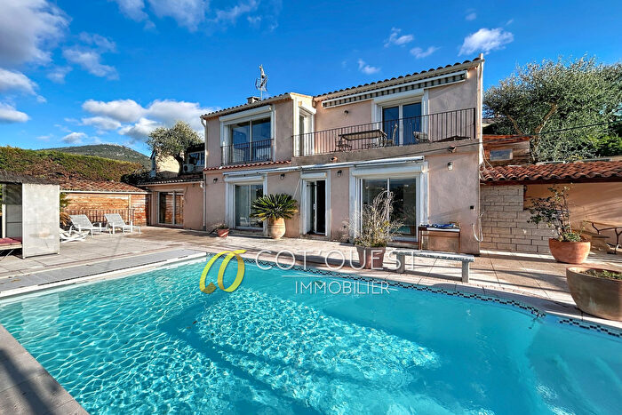 Maison à vendre - Colomars - 5 pièces - 4 chambres