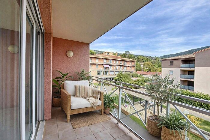 Appartement à louer - Nyons - 2 pièces - 1 chambre