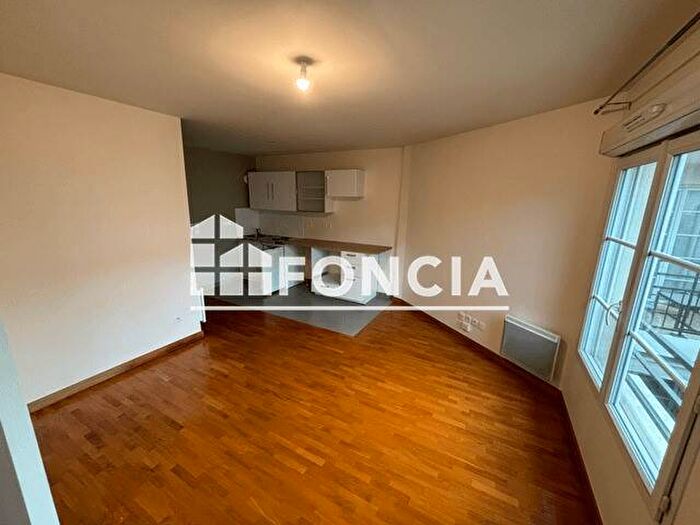 Appartement à louer - Souvenir Francais, La Garenne-Colombes - 1 pièce