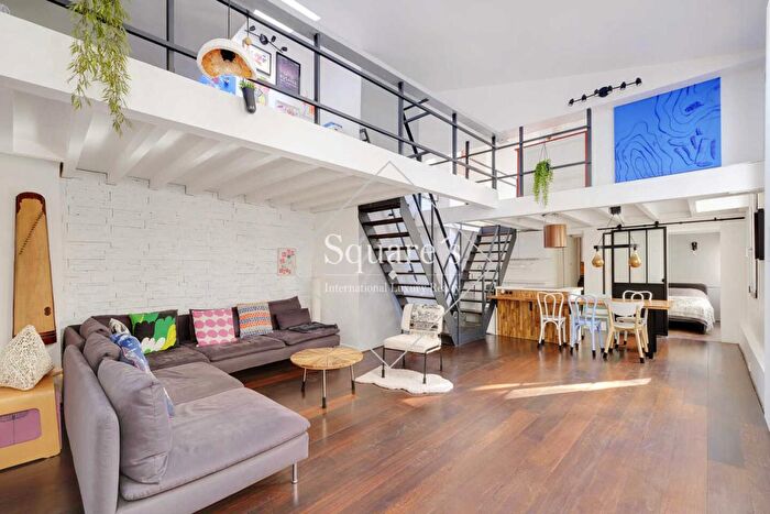 Appartement à vendre - Paris e  - 3 pièces - 2 chambres