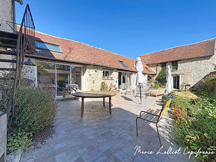 Maison 8 pièces à vendre à Puiseaux
