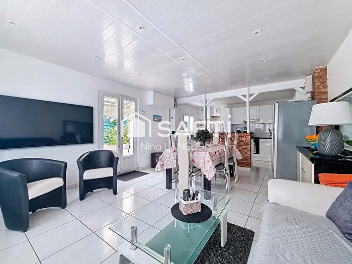 Maison 5 pièces à vendre - Aulnay-sous-Bois, Vieux Pays, Roserai, Bourg