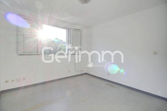 Appartement à louer - Berriat-Ampere, Grenoble - 1 pièce