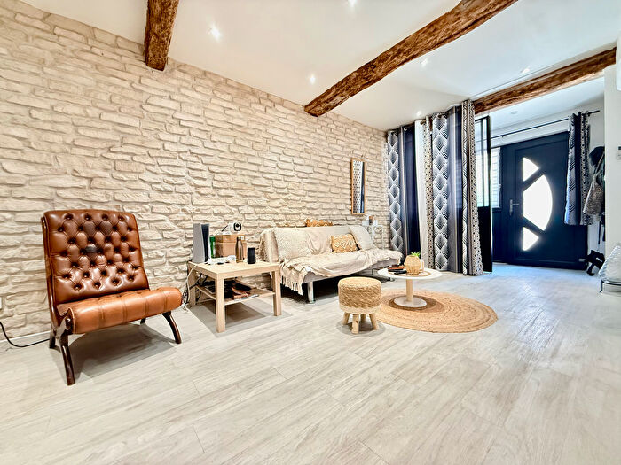 Maison 5 pièces à louer - Puget-Ville
