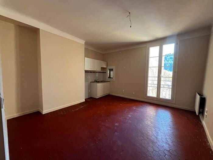 Appartement à louer - Riez - 2 pièces - 1 chambre