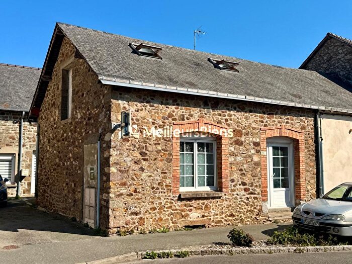 Maison 2 pièces à Saint-Georges-Buttavent, à vendre