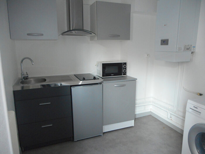 Appartement à louer - Reims, Barbâtre - 1 pièce