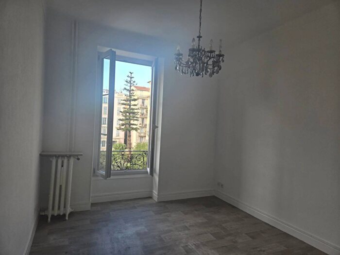 Appartement à louer - Médecin, Nice - 3 pièces - 2 chambres