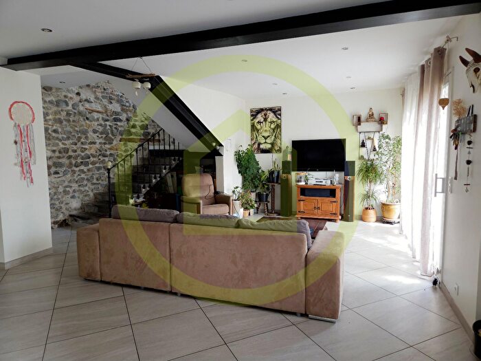 Maison à vendre - Orbeil - 8 pièces - 6 chambres