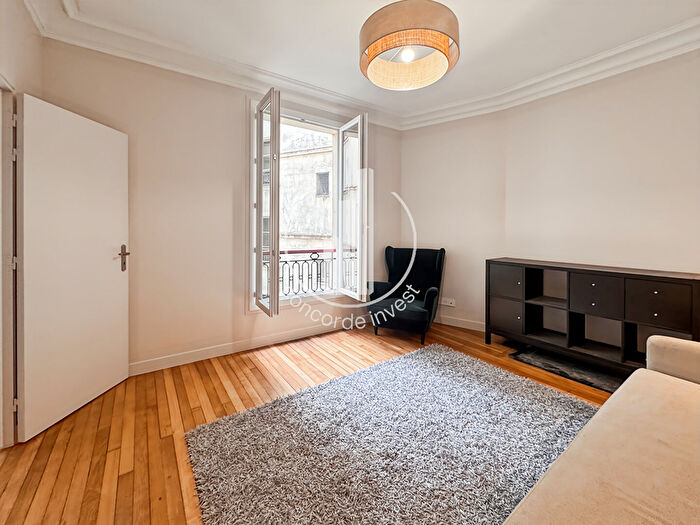 Appartement 3 pièces à Paris 19ème, Porte de la Villette, à vendre