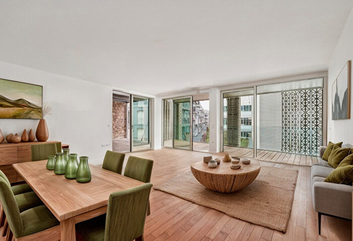 Appartement à vendre - Paris e , Vaugirard, Parc des Expositions - 4 pièces - 3 chambres