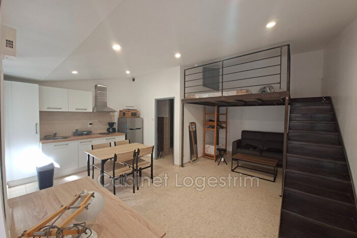Appartement 1 pièce à louer à Nîmes
