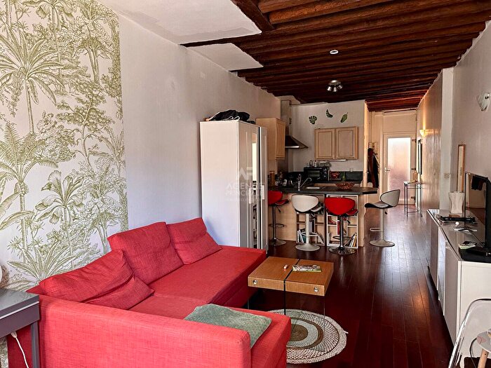 Appartement à louer - Armagis, Saint-Germain-en-Laye - 1 pièce