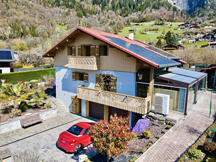 Maison à vendre - Sallanches, Saint-Martin - 7 pièces - 5 chambres