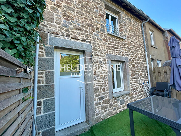Maison 4 pièces à Plomb, à louer