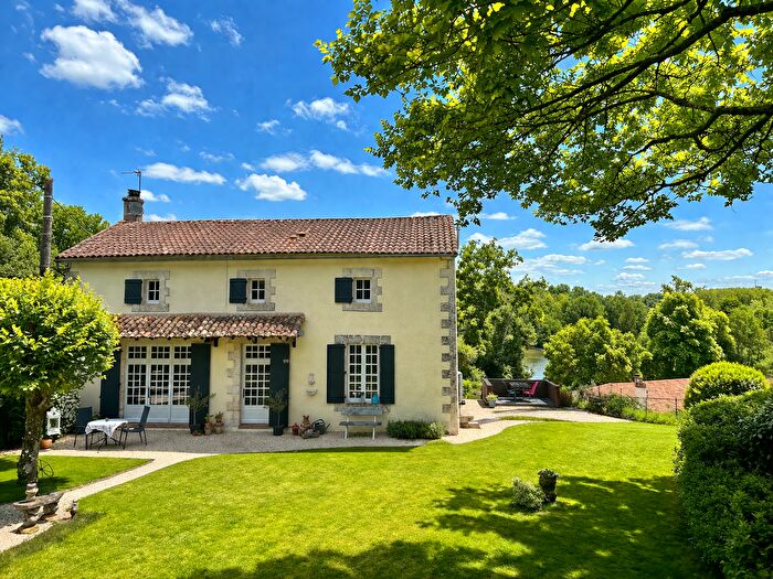 Maison 6 pièces à vendre - Voulême
