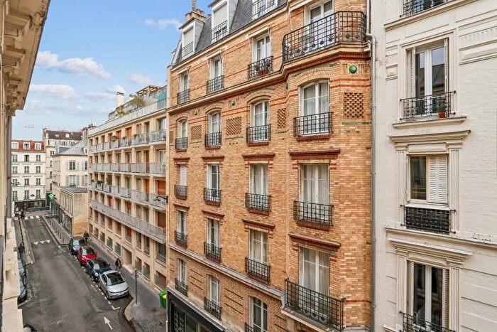 Paris 7ème, Champ de Mars : Appartement 3 pièces à vendre