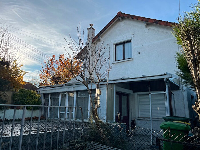 Maison à vendre - Paray-Vieille-Poste - 4 pièces - 2 chambres