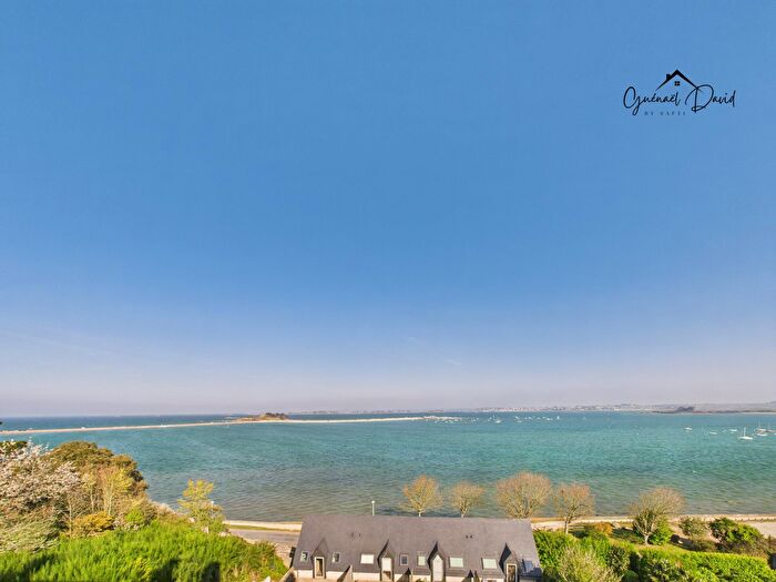 Appartement à vendre - Saint-Pol-de-Léon - 4 pièces