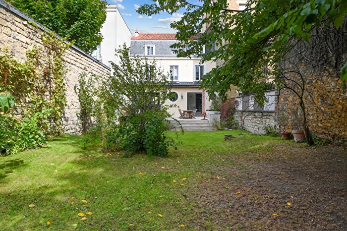 Maison à vendre - Asnières-sur-Seine, Bécon, Bourguignons - 11 pièces - 7 chambres