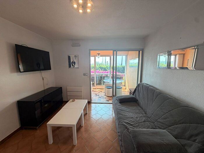 Beaucours-La Gorguette-La Morvenede, Sanary-sur-Mer : Appartement 1 pièce à louer