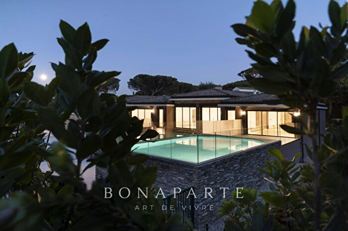 Maison à vendre - Gassin - 7 pièces - 4 chambres