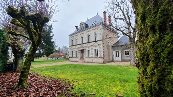 Maison 8 pièces à vendre - Coutras