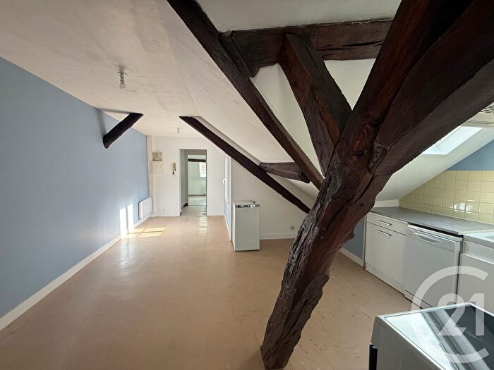Étampes, Saint-Martin, Saint-Gilles : Appartement 3 pièces à louer