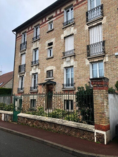 Appartement à louer - Marly-le-Roi, Grandes Terres, Vergers, Vauillons - 2 pièces - 1 chambre