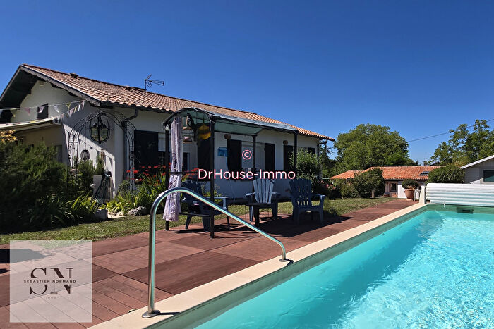 Maison à vendre - Pujols - 6 pièces - 4 chambres