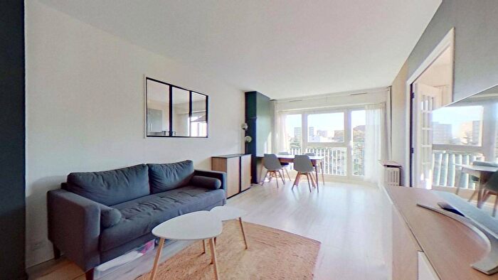 Appartement à louer - Charpennes-Tonkin, Villeurbanne - 3 pièces - 2 chambres